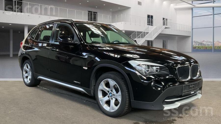 Melns BMW X1 2011 Jelgava, ar dzinēja tilpumu 2.00 L un nobraukumu 223 tūkst. km par 7990 €, foto 33 vietnē AUTOMOTO.COM.LV
