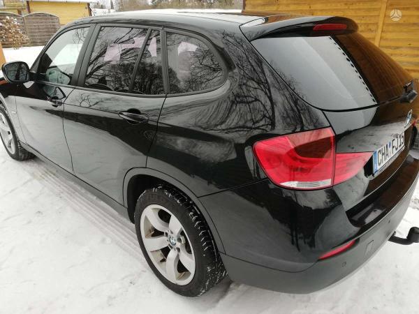 Melns BMW X1 2011 Utena, ar dzinēja tilpumu 2.00 L un nobraukumu 181 tūkst. km par 5700 €, foto 3 vietnē AUTOMOTO.COM.LV