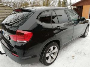 Black BMW X1 2011 in Utena, with an engine capacity of 2.00 L and mileage of 181 thousand km for 5700 €, photo 5 on AUTOMOTO.COM.LV