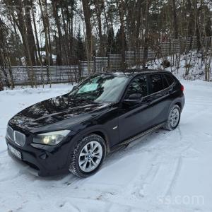 Black BMW X1 2011 in Jurmala, with an engine capacity of 2.00 L and mileage of 293 thousand km for 7500 €, photo 2 on AUTOMOTO.COM.LV