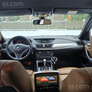 Black BMW X1 2011 in Jurmala, with an engine capacity of 2.00 L and mileage of 293 thousand km for 7500 €, photo 14 on AUTOMOTO.COM.LV