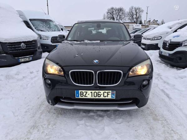 Melns BMW X1 2011 Tauragė, ar dzinēja tilpumu 2.00 L un nobraukumu 270 tūkst. km par 5900 €, foto 1 vietnē AUTOMOTO.COM.LV