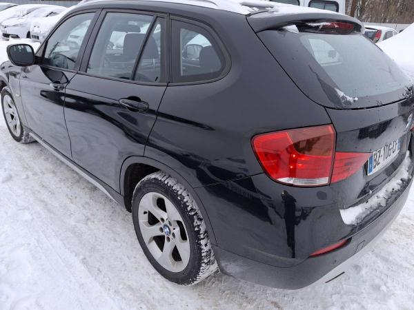 Melns BMW X1 2011 Tauragė, ar dzinēja tilpumu 2.00 L un nobraukumu 270 tūkst. km par 5900 €, foto 4 vietnē AUTOMOTO.COM.LV