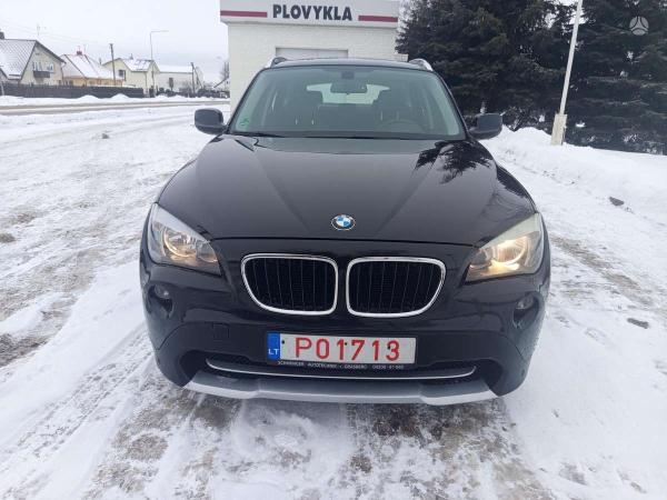 Black BMW X1 2011 in Marijampole, with an engine capacity of 2.00 L and mileage of 260 thousand km for 6300 €, photo 3 on AUTOMOTO.COM.LV