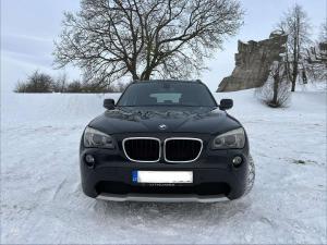 Black BMW X1 2011 in Kaunas, with an engine capacity of 2.00 L and mileage of 229 thousand km for 8250 €, photo 3 on AUTOMOTO.COM.LV