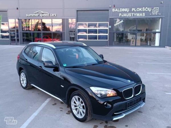 Melns BMW X1 2011 Panevēža, ar dzinēja tilpumu 2.00 L un nobraukumu 267 tūkst. km par 5500 €, foto 1 vietnē AUTOMOTO.COM.LV