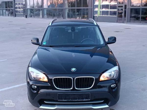 Melns BMW X1 2011 Panevēža, ar dzinēja tilpumu 2.00 L un nobraukumu 267 tūkst. km par 5500 €, foto 3 vietnē AUTOMOTO.COM.LV