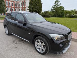 Melns BMW X1 2011 Rīga, ar dzinēja tilpumu 2.00 L un nobraukumu 287 tūkst. km par 9400 €, foto 4 vietnē AUTOMOTO.COM.LV