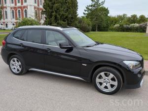 Melns BMW X1 2011 Rīga, ar dzinēja tilpumu 2.00 L un nobraukumu 287 tūkst. km par 9400 €, foto 6 vietnē AUTOMOTO.COM.LV