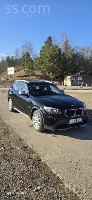 Melns BMW X1 2011 Madona, ar dzinēja tilpumu 2.00 L un nobraukumu 254 tūkst. km par 7500 €, foto 3 vietnē AUTOMOTO.COM.LV