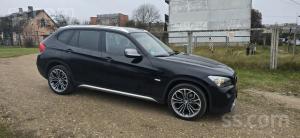 Melns BMW X1 2011 Madona, ar dzinēja tilpumu 2.00 L un nobraukumu 254 tūkst. km par 7500 €, foto 12 vietnē AUTOMOTO.COM.LV