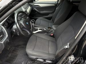 Black BMW X1 2011 in Aizkraukle, with an engine capacity of 2.00 L and mileage of 250 thousand km for 7500 €, photo 11 on AUTOMOTO.COM.LV