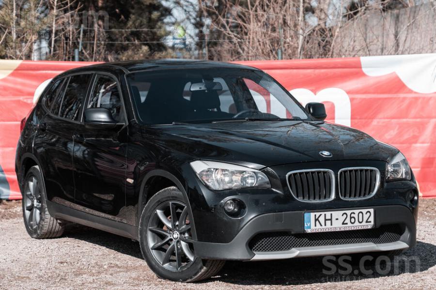 Melns BMW X1 2011 Rīga, ar dzinēja tilpumu 2.00 L un nobraukumu 209 tūkst. km par 7300 €, foto 3 vietnē AUTOMOTO.COM.LV