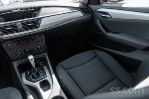 Melns BMW X1 2011 Rīga, ar dzinēja tilpumu 2.00 L un nobraukumu 209 tūkst. km par 7300 €, foto 8 vietnē AUTOMOTO.COM.LV