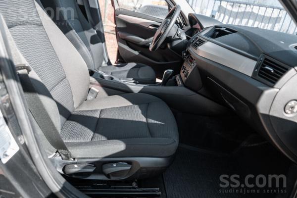 Melns BMW X1 2011 Rīga, ar dzinēja tilpumu 2.00 L un nobraukumu 209 tūkst. km par 7300 €, foto 10 vietnē AUTOMOTO.COM.LV