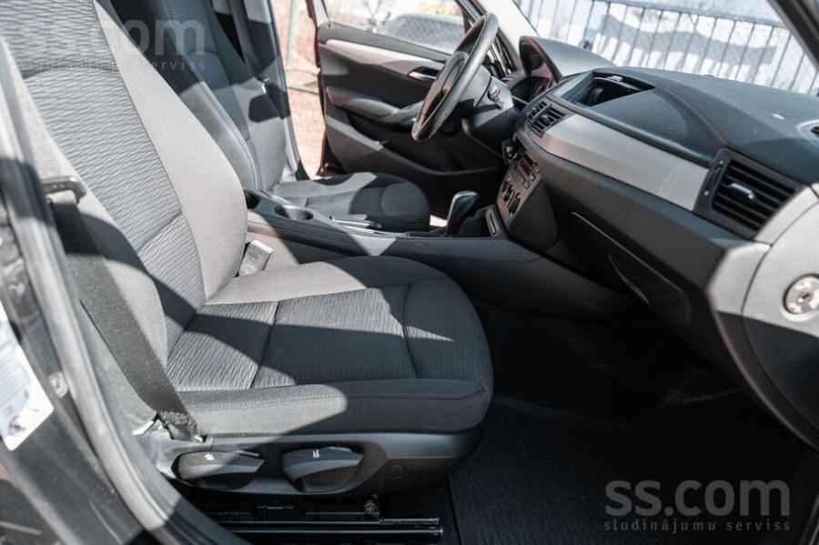 Melns BMW X1 2011 Rīga, ar dzinēja tilpumu 2.00 L un nobraukumu 209 tūkst. km par 7300 €, foto 11 vietnē AUTOMOTO.COM.LV