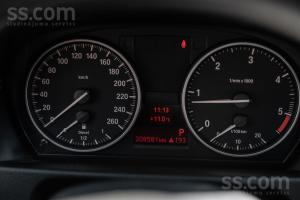 Melns BMW X1 2011 Rīga, ar dzinēja tilpumu 2.00 L un nobraukumu 209 tūkst. km par 7300 €, foto 20 vietnē AUTOMOTO.COM.LV