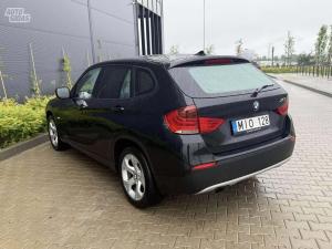 Black BMW X1 2011 in Vilnius, with an engine capacity of 2.00 L and mileage of 259 thousand km for 5999 €, photo 8 on AUTOMOTO.COM.LV