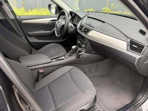 Black BMW X1 2011 in Vilnius, with an engine capacity of 2.00 L and mileage of 259 thousand km for 5999 €, photo 13 on AUTOMOTO.COM.LV
