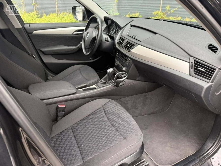 Black BMW X1 2011 in Vilnius, with an engine capacity of 2.00 L and mileage of 259 thousand km for 5999 €, photo 13 on AUTOMOTO.COM.LV