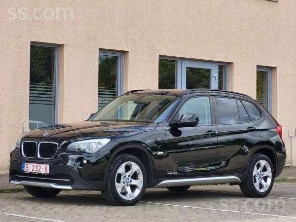 Black BMW X1 2011 in Jelgava, with an engine capacity of 2.00 L and mileage of 223 thousand km for 7990 €, photo 7 on AUTOMOTO.COM.LV