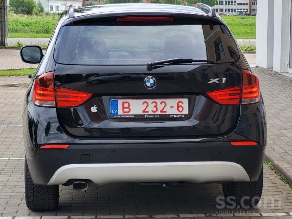 Black BMW X1 2011 in Jelgava, with an engine capacity of 2.00 L and mileage of 223 thousand km for 7990 €, photo 9 on AUTOMOTO.COM.LV