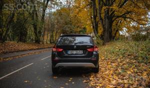 Melns BMW X1 2011 Rīga, ar dzinēja tilpumu 2.30 L un nobraukumu 285 tūkst. km par 8700 €, foto 8 vietnē AUTOMOTO.COM.LV