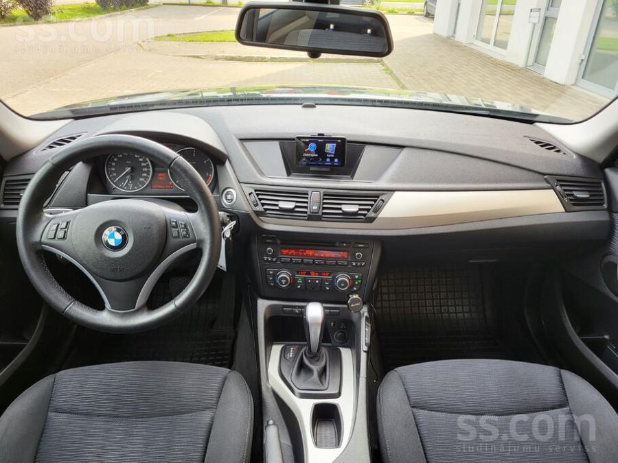 Melns BMW X1 2011 Jelgava, ar dzinēja tilpumu 2.00 L un nobraukumu 223 tūkst. km par 7690 €, foto 21 vietnē AUTOMOTO.COM.LV