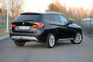 Черный БМВ Х1 2011 в Елгава, объемом двигателя 2.00 л и пробегом 200 тыс. км за 8990 €, фото 5 на AUTOMOTO.COM.LV