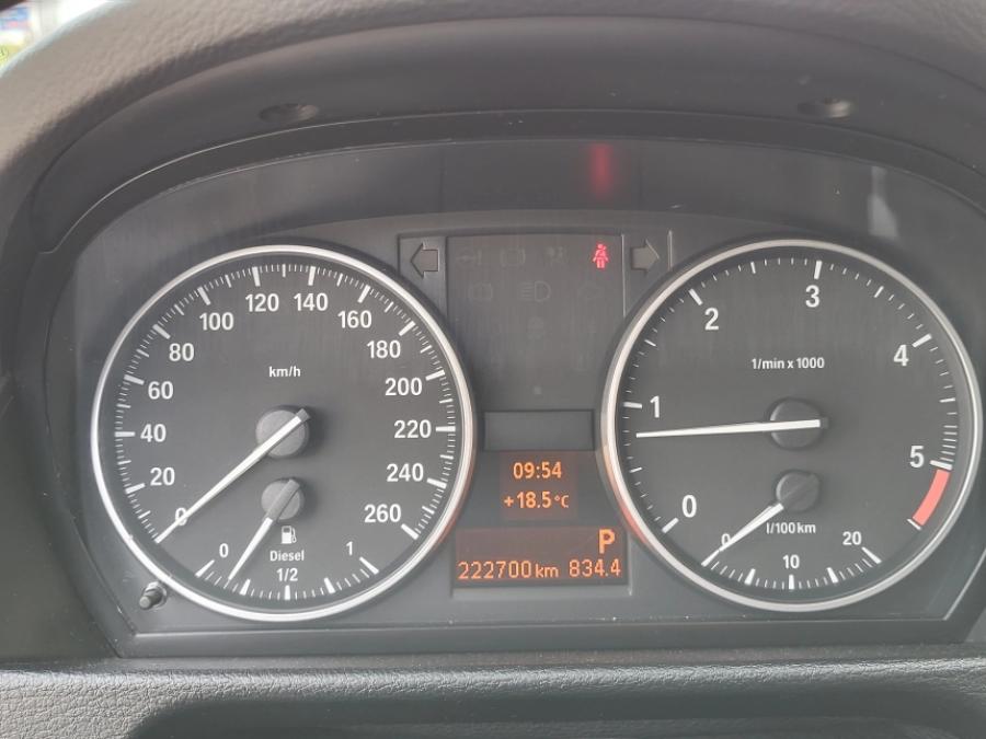 Melns BMW X1 2011 Rīga, ar dzinēja tilpumu 2.00 L un nobraukumu 223 tūkst. km par 7990 €, foto 10 vietnē AUTOMOTO.COM.LV