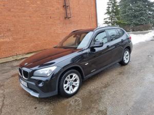 Black BMW X1 2011 in Jekabpils, with an engine capacity of 2.00 L and mileage of 277 thousand km for 8950 €, photo  on AUTOMOTO.COM.LV