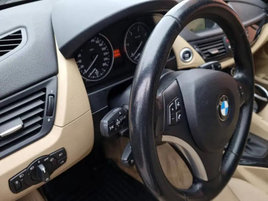 Melns BMW X1 2011 Jēkabpils, ar dzinēja tilpumu 2.00 L un nobraukumu 277 tūkst. km par 8950 €, foto 13 vietnē AUTOMOTO.COM.LV