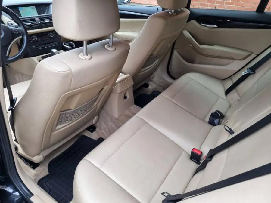 Melns BMW X1 2011 Jēkabpils, ar dzinēja tilpumu 2.00 L un nobraukumu 277 tūkst. km par 8950 €, foto 15 vietnē AUTOMOTO.COM.LV