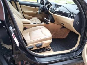 Melns BMW X1 2011 Jēkabpils, ar dzinēja tilpumu 2.00 L un nobraukumu 277 tūkst. km par 8950 €, foto 24 vietnē AUTOMOTO.COM.LV