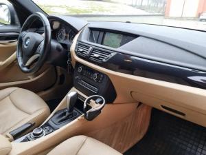Melns BMW X1 2011 Jēkabpils, ar dzinēja tilpumu 2.00 L un nobraukumu 277 tūkst. km par 8950 €, foto 26 vietnē AUTOMOTO.COM.LV