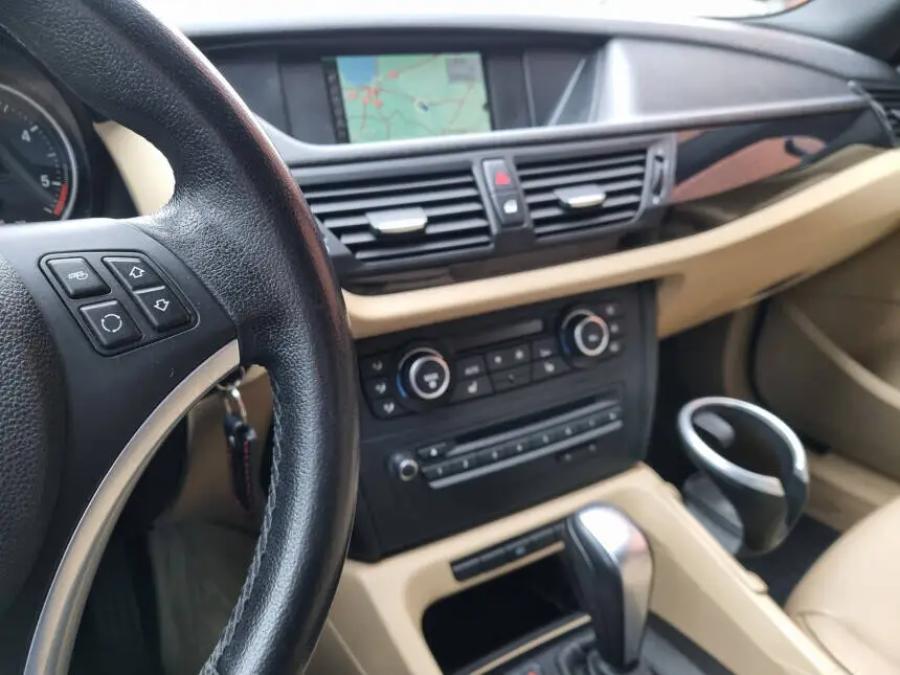 Melns BMW X1 2011 Jēkabpils, ar dzinēja tilpumu 2.00 L un nobraukumu 277 tūkst. km par 8950 €, foto 30 vietnē AUTOMOTO.COM.LV