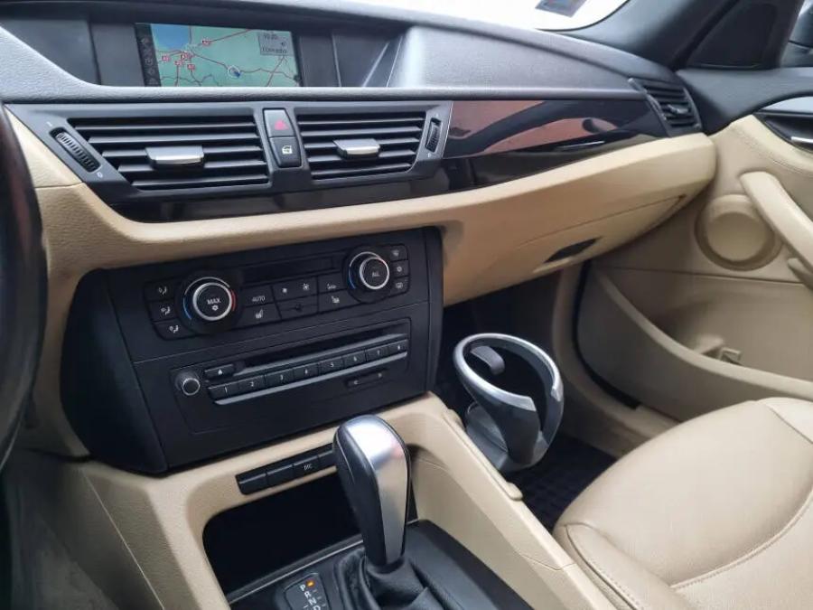 Melns BMW X1 2011 Jēkabpils, ar dzinēja tilpumu 2.00 L un nobraukumu 277 tūkst. km par 8950 €, foto 31 vietnē AUTOMOTO.COM.LV