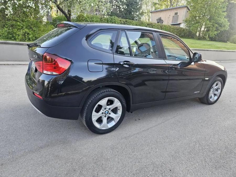 Melns BMW X1 2011 Jēkabpils, ar dzinēja tilpumu 2.00 L un nobraukumu 236 tūkst. km par 6990 €, foto 6 vietnē AUTOMOTO.COM.LV