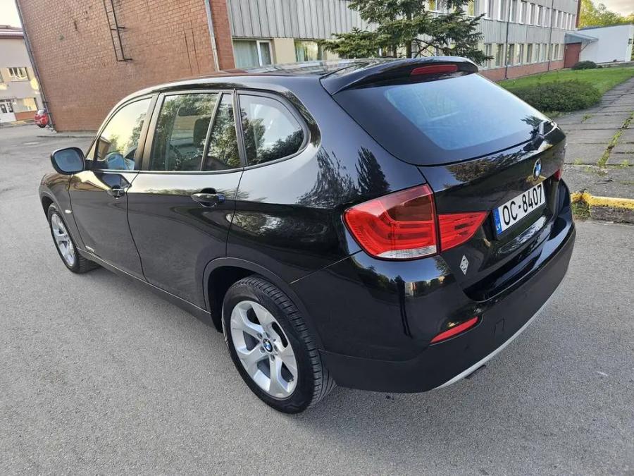 Melns BMW X1 2011 Jēkabpils, ar dzinēja tilpumu 2.00 L un nobraukumu 236 tūkst. km par 6990 €, foto 9 vietnē AUTOMOTO.COM.LV