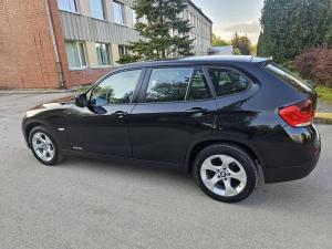 Melns BMW X1 2011 Jēkabpils, ar dzinēja tilpumu 2.00 L un nobraukumu 236 tūkst. km par 6990 €, foto 10 vietnē AUTOMOTO.COM.LV