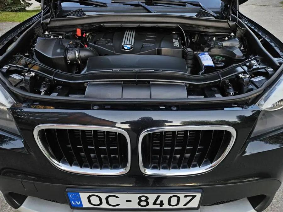 Melns BMW X1 2011 Jēkabpils, ar dzinēja tilpumu 2.00 L un nobraukumu 236 tūkst. km par 6990 €, foto 12 vietnē AUTOMOTO.COM.LV