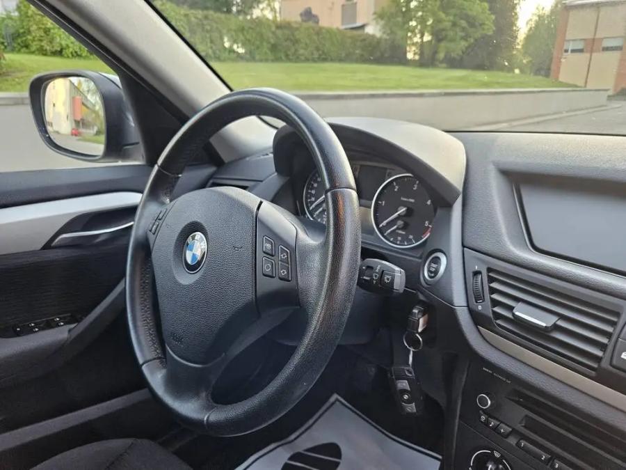 Melns BMW X1 2011 Jēkabpils, ar dzinēja tilpumu 2.00 L un nobraukumu 236 tūkst. km par 6990 €, foto 25 vietnē AUTOMOTO.COM.LV