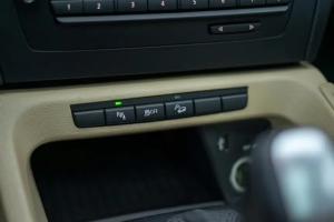 Melns BMW X1 2011 Liepāja, ar dzinēja tilpumu 2.00 L un nobraukumu 209 tūkst. km par 10550 €, foto 18 vietnē AUTOMOTO.COM.LV