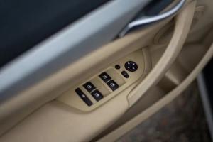 Melns BMW X1 2011 Liepāja, ar dzinēja tilpumu 2.00 L un nobraukumu 209 tūkst. km par 10550 €, foto 30 vietnē AUTOMOTO.COM.LV