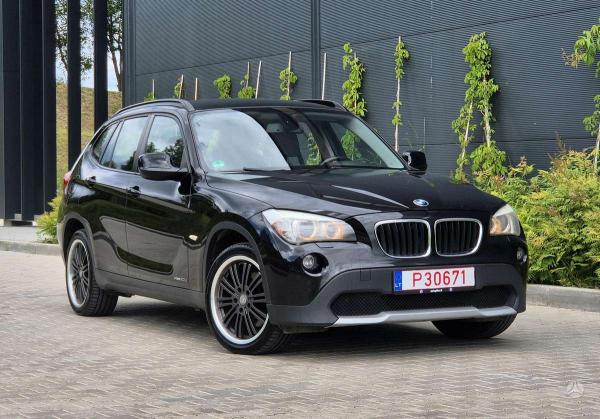 Black BMW X1 2011 in Vilnius, with an engine capacity of 2.00 L and mileage of 269 thousand km for 6500 €, photo 1 on AUTOMOTO.COM.LV