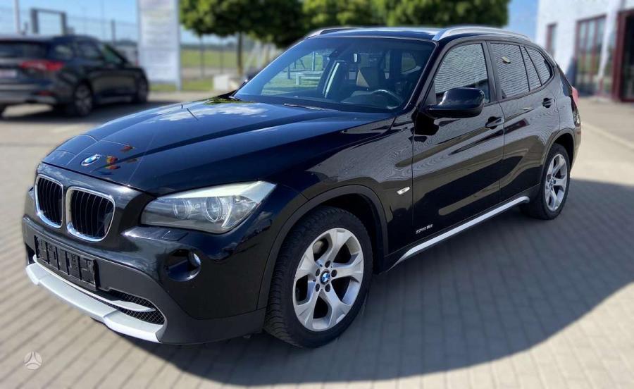 Melns BMW X1 2011 Marijampole, ar dzinēja tilpumu 1.80 L un nobraukumu 271 tūkst. km par 5700 €, foto 1 vietnē AUTOMOTO.COM.LV