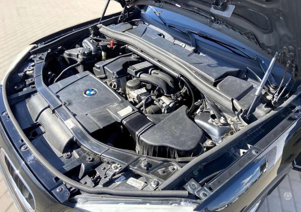 Melns BMW X1 2011 Marijampole, ar dzinēja tilpumu 1.80 L un nobraukumu 271 tūkst. km par 5700 €, foto 10 vietnē AUTOMOTO.COM.LV