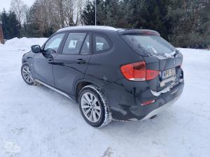 Melns BMW X1 2011 Pasvalys, ar dzinēja tilpumu 2.00 L un nobraukumu 149 tūkst. km par 5600 €, foto  vietnē AUTOMOTO.COM.LV