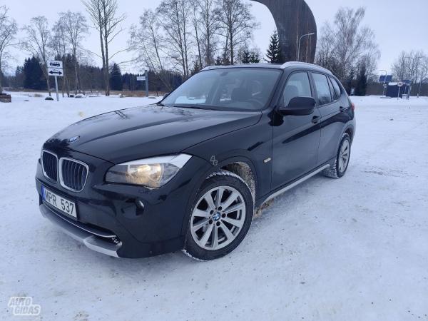 Black BMW X1 2011 in Pasvalys, with an engine capacity of 2.00 L and mileage of 149 thousand km for 5600 €, photo 2 on AUTOMOTO.COM.LV