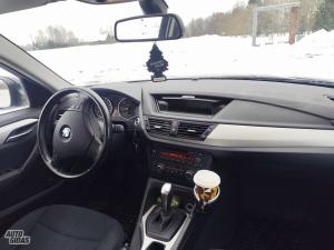 Black BMW X1 2011 in Pasvalys, with an engine capacity of 2.00 L and mileage of 149 thousand km for 5600 €, photo 9 on AUTOMOTO.COM.LV